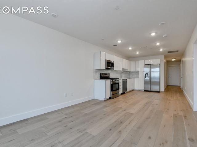 250 Meridian St 306, Boston, MA