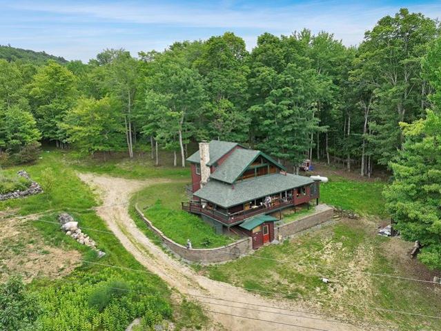 250 Mieddero Ln, Rumford, ME 04276