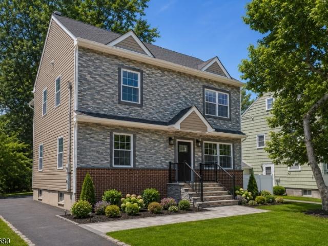 250 Milltown Rd