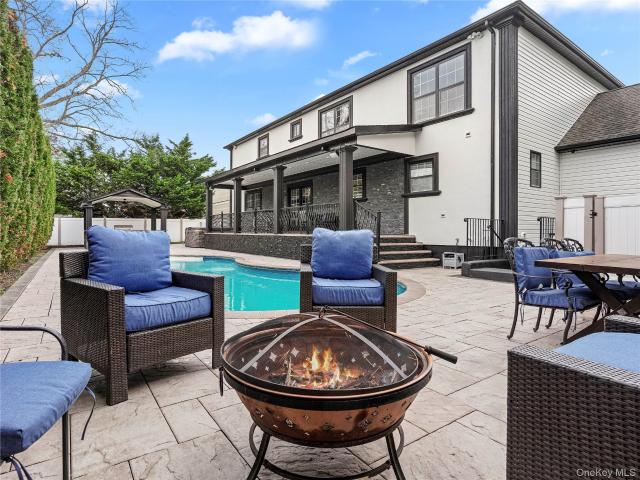 250 N 5th Street