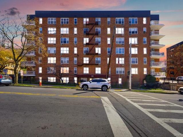 250 N Broadway Apt 5B, Yonkers, NY 10701