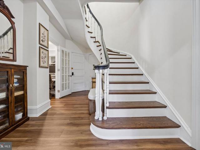 250 S 13Th Street # 8E
