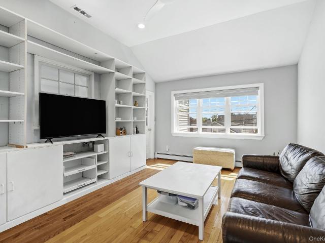 250 S Ridge Street 2