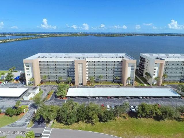 250 S Sykes Creek Parkway Unit 809, Merritt Island, FL in Merritt Island, Florida