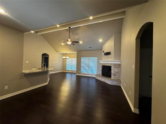250 Southlake Drive