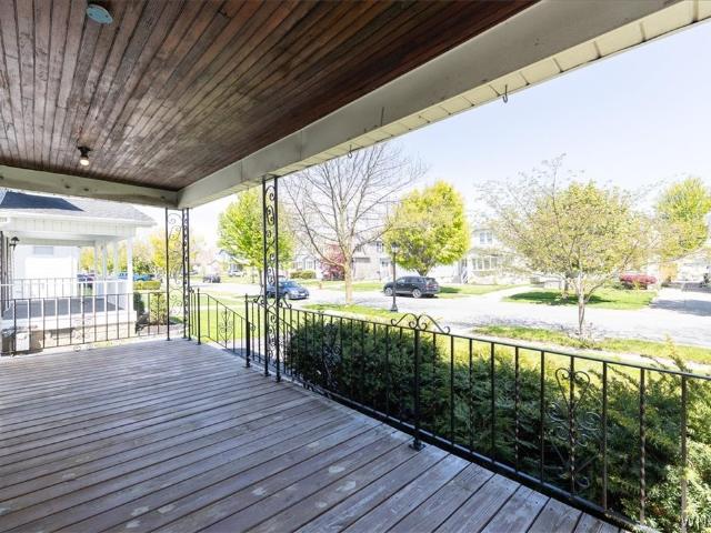 250 Shepard Avenue
