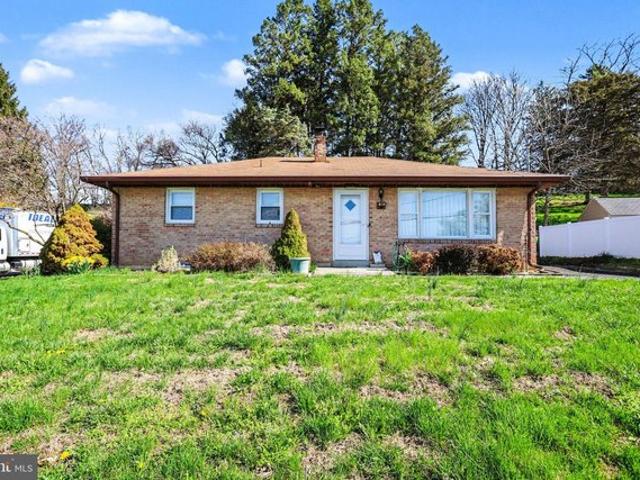 250 Spanglers Mill Rd, New Cumberland, PA 17070