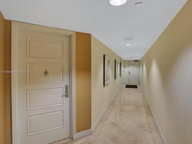 250 Sunny Isles Blvd #3 501, Sunny Isles Beach, FL 33160