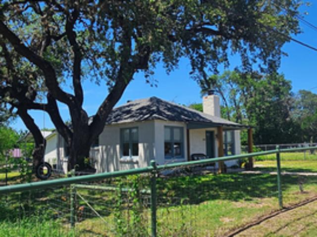 250 Patterson St