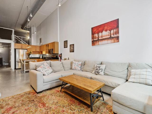 250 Park Avenue # 712