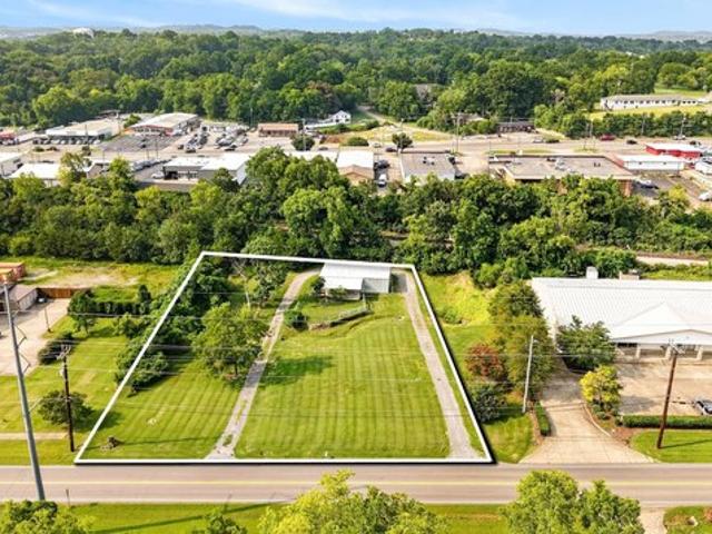 250 Rockland Rd, Hendersonville, TN 37075