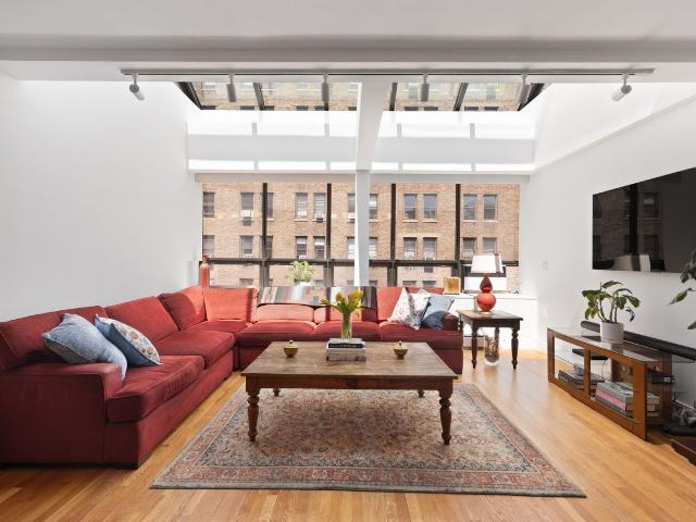 250 W 88th Street 802