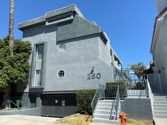 250 W Spazier Ave 202, Burbank, CA