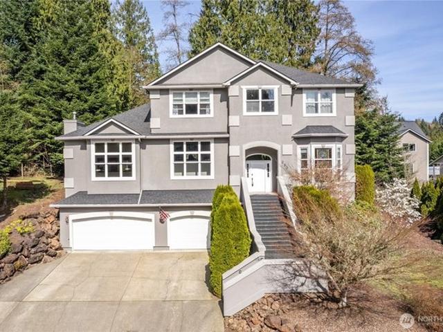 250 W St James Pl, Longview, WA 98632