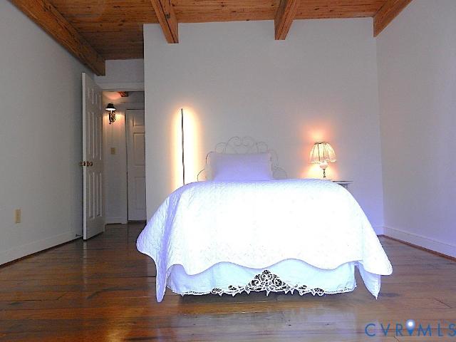 250 Walnut Rd, Kilmarnock, VA 22482 | MLS #2608