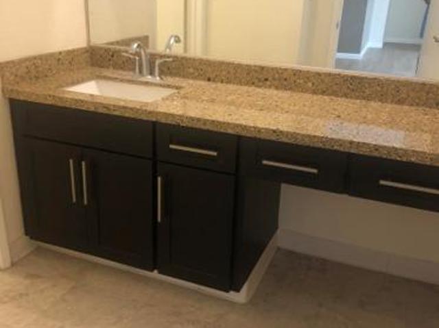 250 Whitmore St #216, Oakland, CA 94611