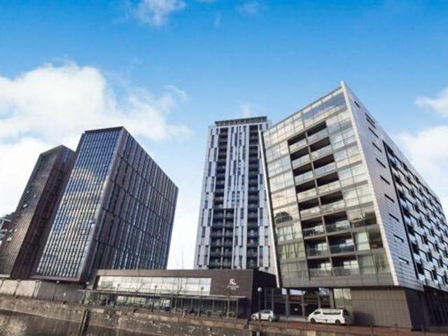 250 The Quays, Millennium Tower, Salford Quays, 1 Bedroom Flat