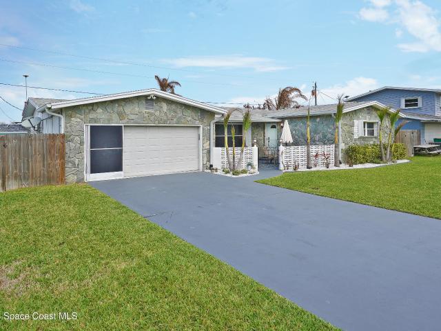 250 Viscount Ave, Merritt Island, FL 32953 | MLS #1074