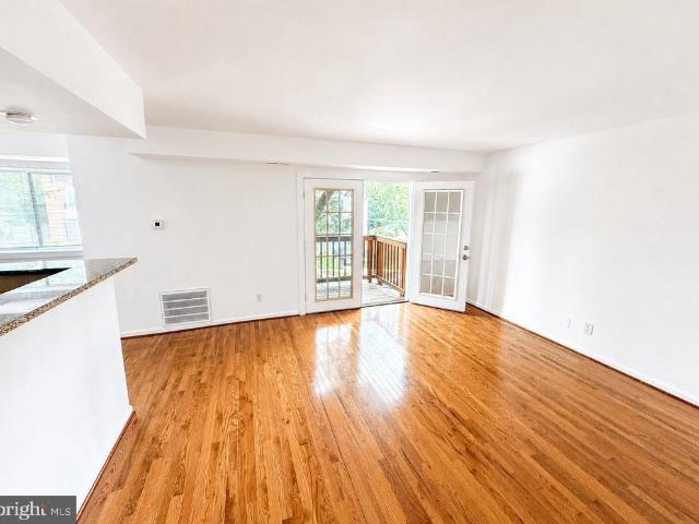 2514 Markham Lane # 3