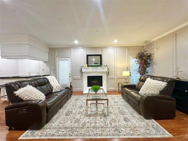 2514 Nantucket Dr Unit C, Houston, TX 77057