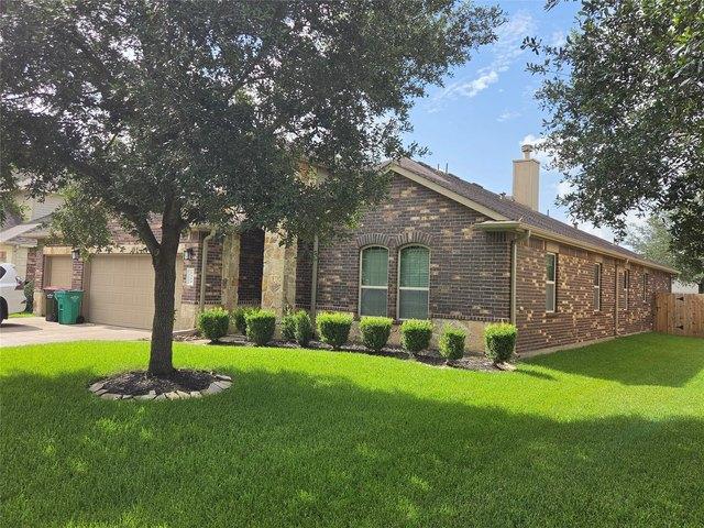 2514 Copper Fields Dr, Rosharon, TX 77583