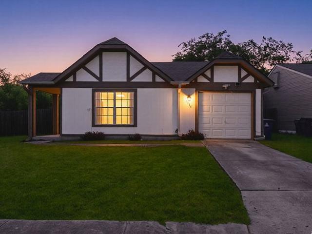 2514 French Sea Dr, Kirby, TX 78219