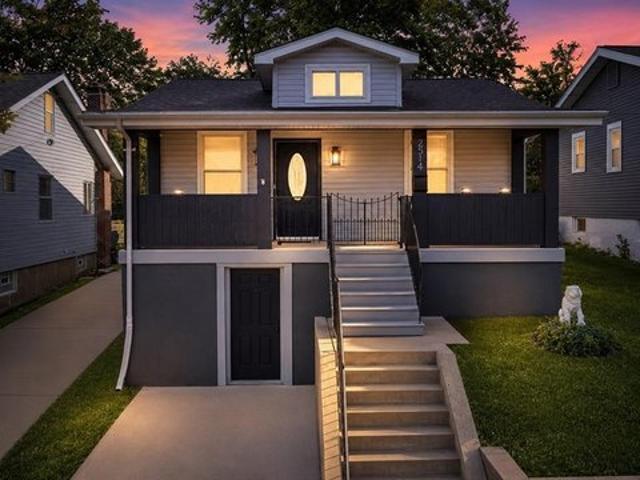 2514 Gerhard Ave, Maplewood, MO 63143