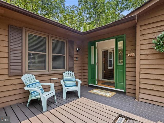 2514 Hopkins Drive