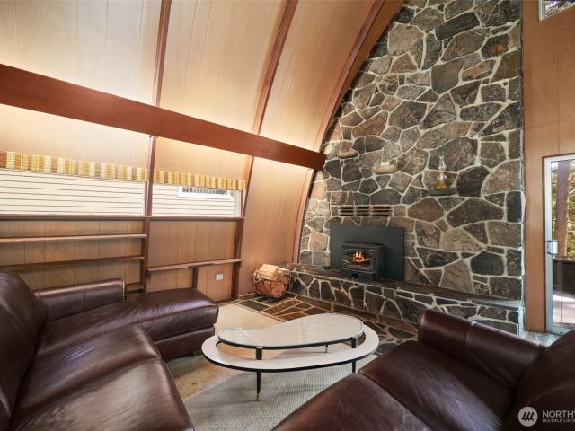 2514 Kinnikinnick Dr, Leavenworth, WA 98826 | MLS #2352