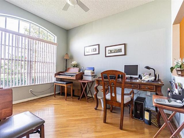 2514 Sandy Hill Ct, Holiday, FL 34691 | MLS #TB8439 | Compass