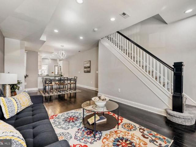 2514 W Lafayette Avenue