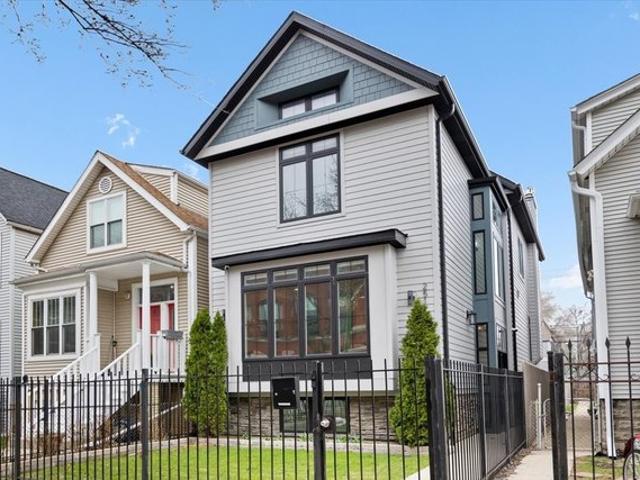 2514 W Moffat St, Chicago, IL 60647