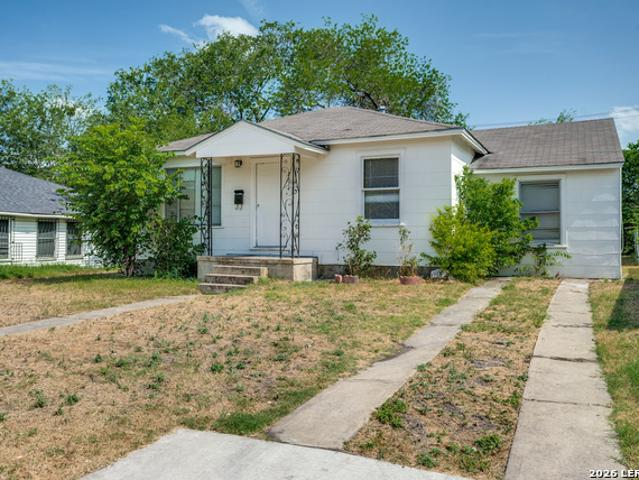 2514 Waverly Ave