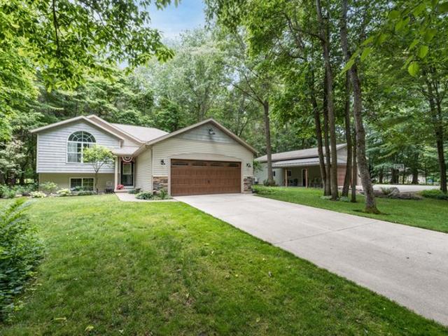 25158 Chaty Ln, Gobles, MI 49055