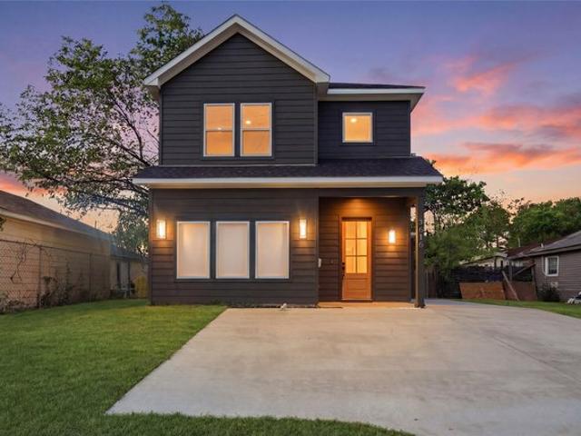 2515 Macon St, Dallas, TX 75215