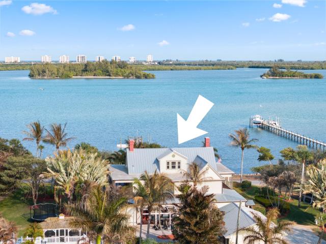 2515 N Indian River Dr, Fort Pierce, FL 34946 | MLS #R11161