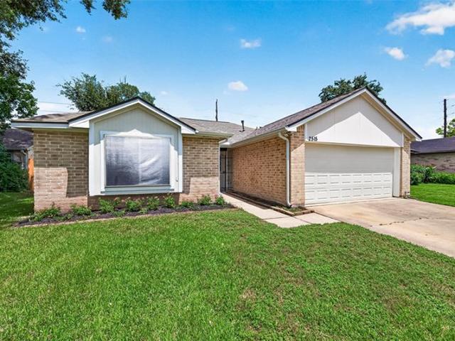 2515 Old Fort Rd, Sugar Land, TX 77479