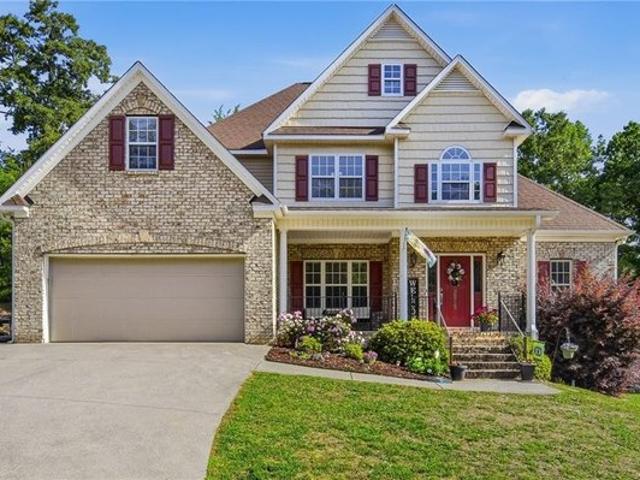 2515 Adrionna Ter, Clemmons, NC 27012