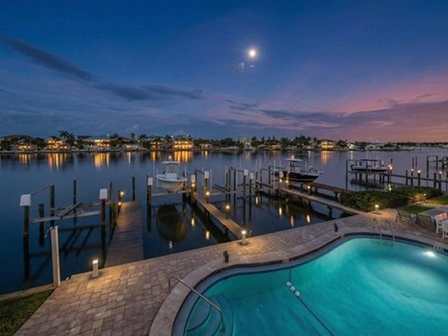 2515 Bay Blvd Unit B, Indian Rocks Beach, FL 33785