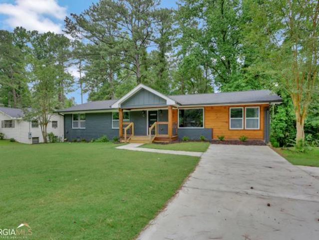 2515 Ben Hill Rd, East Point, GA 30344