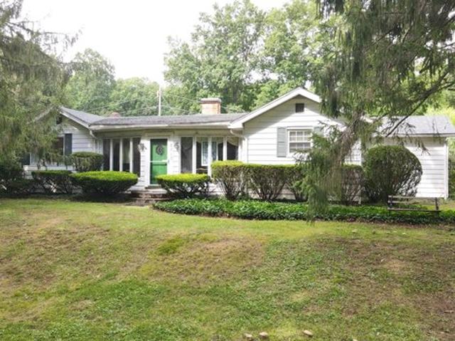2515 Cliffmont Ave, Bluefield, WV 24701
