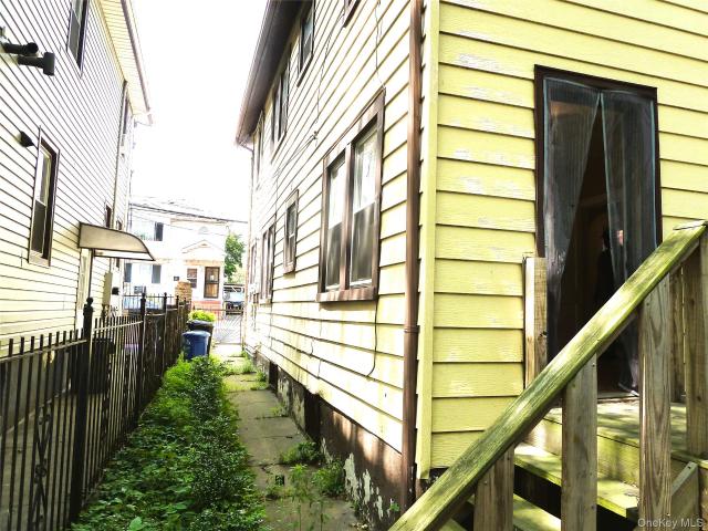2515 Far Rockaway Boulevard