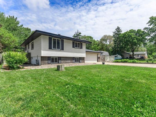 2515 Hillview Road