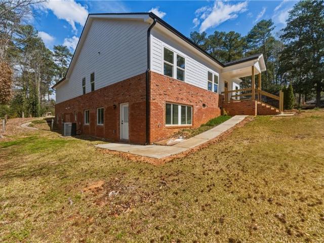 2515 Hogan Rd, Atlanta, GA 30344 | MLS #7702