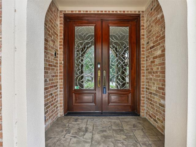2515 Kings Forest Drive