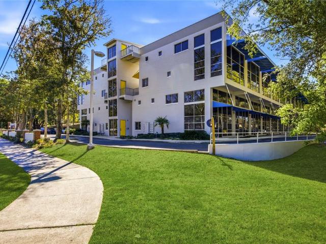 2515 SW 35th Pl, Unit 117, Gainesville, FL 32608 | MLS #GC538639 | Compass