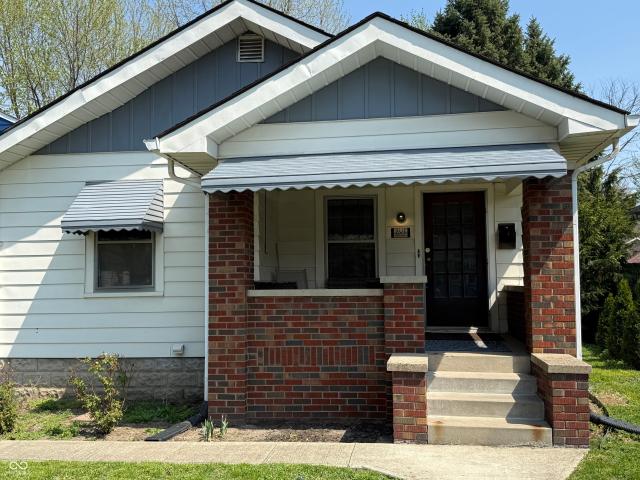 2515 S New Jersey St, Indianapolis, IN 46225 | MLS #22095 | Compass