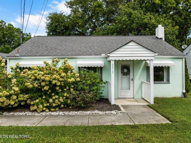 2515 Seymour Ave, Knoxville, TN 37917