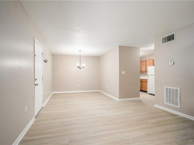 2515 Veterans Memorial Pkwy Apt 321, Tuscaloosa, AL 35404