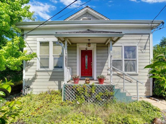 2515 Walnut Dr, San Leandro, CA 94577 | MLS #426126 | Compass